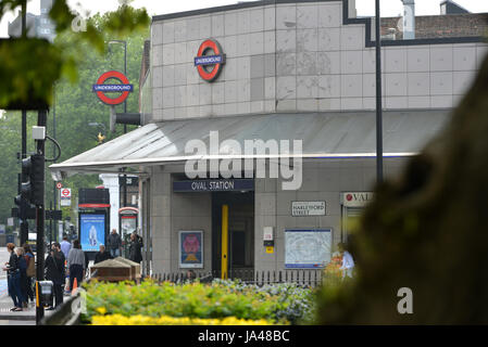 Oval station, Kennington, London Stock Photo - Alamy