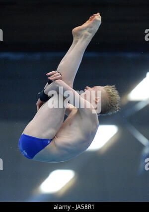 Lucas Thomson competing in the mens 10m platform final during the ...