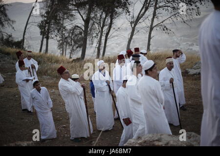 Samaritans participate in a traditional ceremony celebrating the giving ...