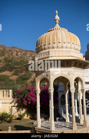 Gatore Ki Chhatriyan temple in Jaipur, India Stock Photo - Alamy