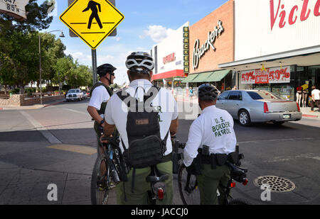 U.S. Customs and Border Patrol agents in riot gear shut the border into ...