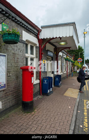 London Underground Tube Station: Amersham Stock Photo - Alamy
