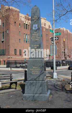 369th Regiment Armory, Harlem, New York Stock Photo - Alamy