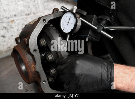 checking for backlash on car differential Stock Photo - Alamy