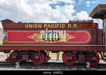 The Central Pacific steam locomotive 'Jupiter' Union Pacific steam ...