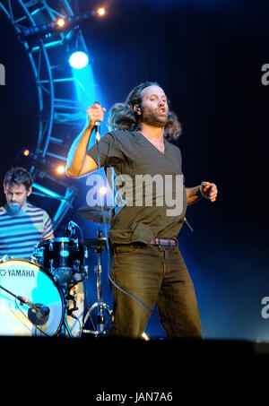 Gary Stringer with Reef band at Isle of Wight Festival June 12 2016 ...