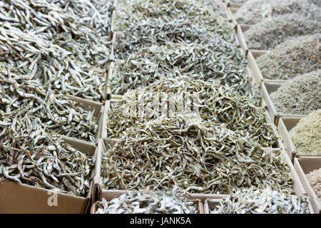 Dried assorted small white fish Stock Photo - Alamy