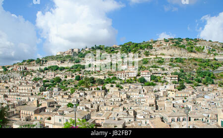 Die Stadt Modica, Sizilien, Italien, *** The town of Modica, Sicily ...