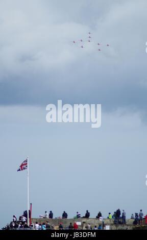 The Red Arrows and Concorde fly over the Queen Victoria memorial ...