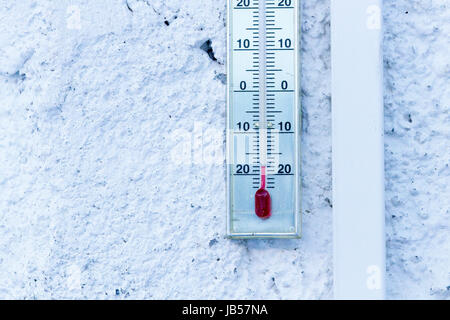 HOUSE WITH THERMOMETER SHOWING 20 DEGREES CELCIUS,ROOM TEMPERATURE RE ...