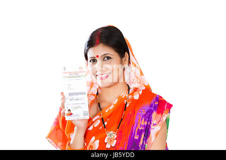 Portrait of a woman showing an Aadhar card Stock Photo - Alamy