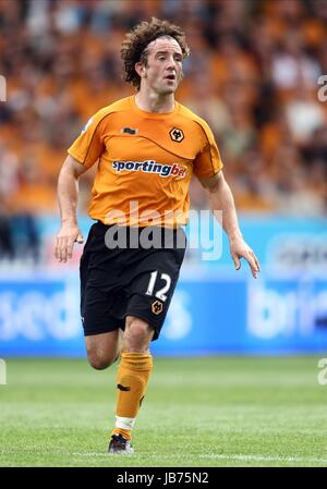 STEPHEN HUNT WOLVERHAMPTON WANDERERS FC WOLVERHAMPTON WANDERERS FC ...