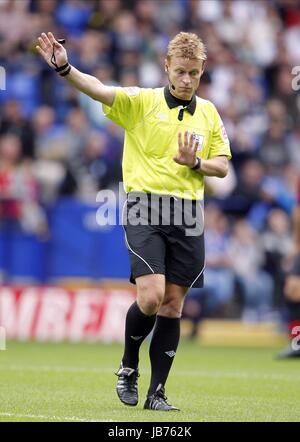 MIKE JONES PREMIERSHIP REFEREE PREMIERSHIP REFEREE REEBOK STADIUM ...