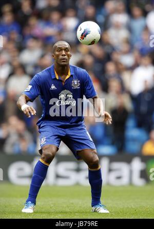 SYLVAIN DISTIN EVERTON FC HULL CITY V EVERTON KC STADIUM, HULL, ENGLAND ...