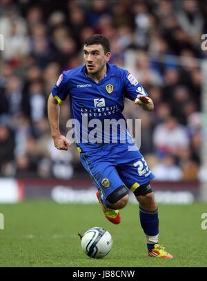 ROBERT SNODGRASS LEEDS UNITED FC LEEDS UNITED FC KC STADIUM HULL ...