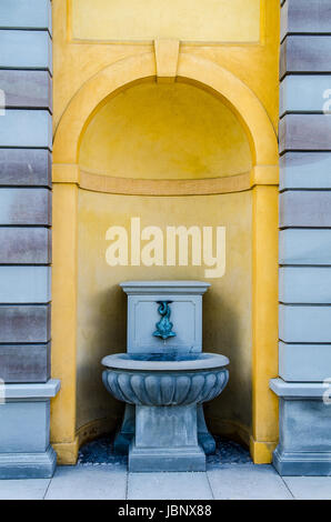 Vintage and colorful stone fountain in Azeitao village, Setubal ...