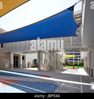 Courtyard under Tarpaulin. Victory Heights Primary school, Dubai ...