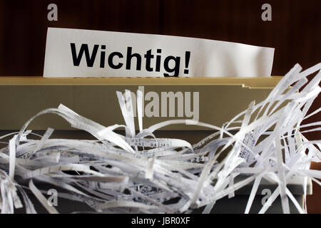 important unimportant Stock Photo - Alamy
