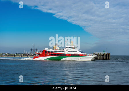 Halunder Jet in Cuxhaven Stock Photo - Alamy