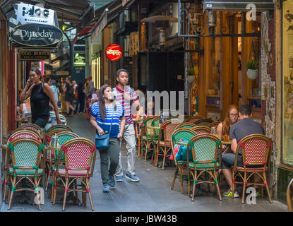 Melbourne city's Block Place café and shopping mall attached to Block ...