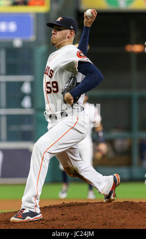 Texas Rangers starting pitcher Joe Saunders works during the first ...