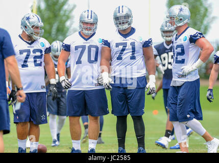 Dallas Cowboys guard Zack Martin (70) runs off the field after the ...