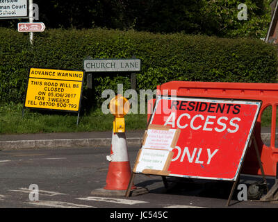 Advanced warning notice of a road closure in the UK Stock Photo - Alamy