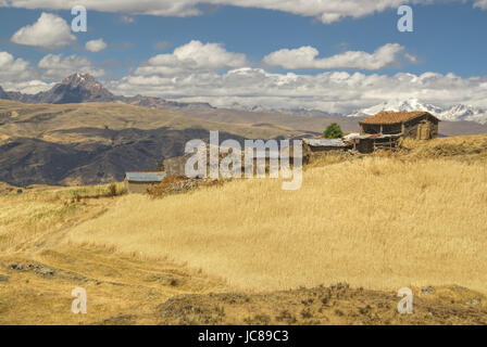 Poor Peruvian settlement high in South American Andes Stock Photo - Alamy