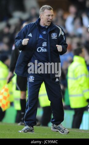 Everton manager David Moyes celebrates victory after the Premier League ...