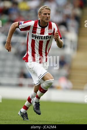 Newcastle v PSV Eindhoven Stock Photo - Alamy