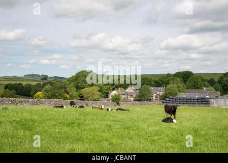 The Peak District Village of Litton Stock Photo - Alamy