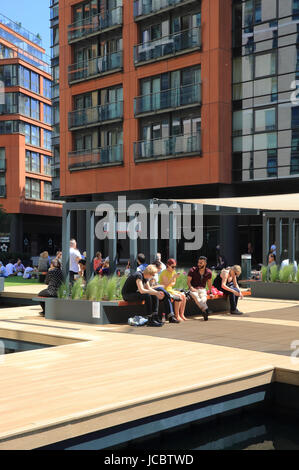 The floating park of Merchant Square in Paddington Basin, west London ...
