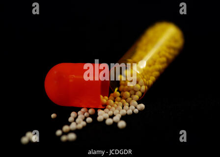 pictures of capsule pills showing the medicine inside it Stock Photo ...