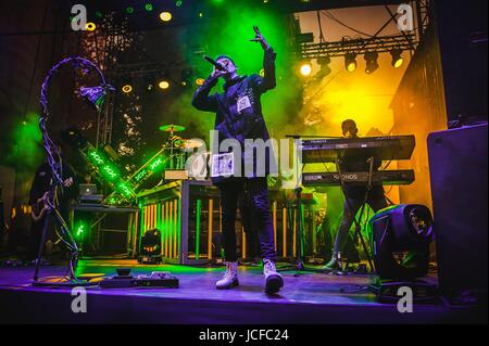 Machine Gun Kelly on stage for KIIS FM's Wango Tango - Concert, StubHub ...