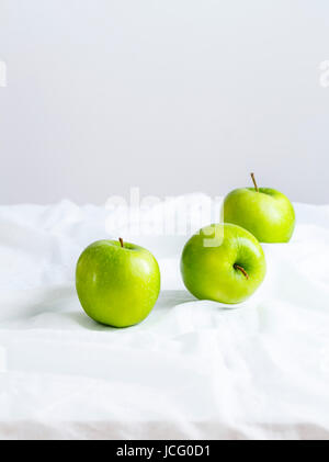 three green apples Stock Photo - Alamy