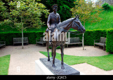 War Horse "Warrior" with general Jack Seely, Carisbrooke castle, Isle ...