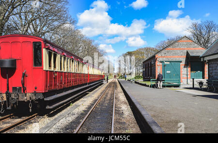 Victorian steam engine at Castletown railway station Stock Photo - Alamy