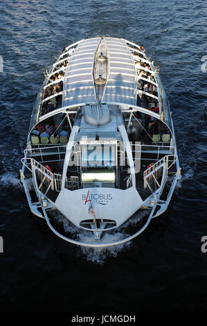 Bateau Bus, Paris, France Stock Photo - Alamy