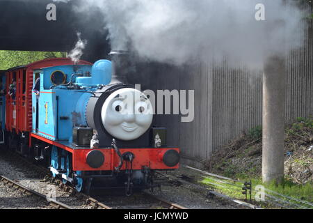 Thomas the Tank Engine and James the Red Engine - by Rev W Awdry ...