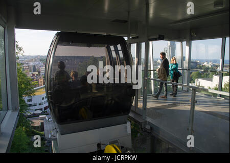 Cable car connecting Plac Grunwaldzki and the peak of Kamienna Gora in ...