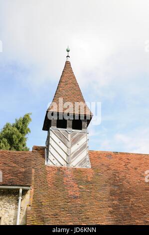St Bartholomew Church, Wigginton, Hertfordshire,, has a nave, chancel ...