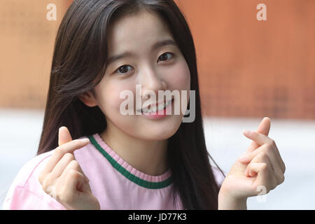 S. Korean actress Park Si-eun South Korean actress Park Si-eun, who ...