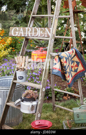 Backyard garden display Stock Photo - Alamy