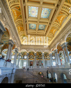 Capitol building interior showing ornately decorative ceiling features ...