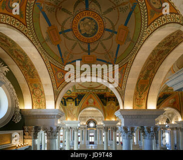 Capitol building interior showing ornately decorative ceiling features ...