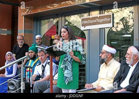 Manchester, UK. 19th June, 2017. Evening prayers at Central Mosque ...