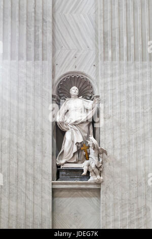 Statue of Saint Camillus de Lellis inside Saint Peter's basilica in ...