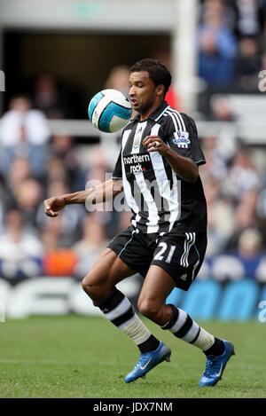 HABIB BEYE NEWCASTLE UNITED FC STADIUM OF LIGHT SUNDERLAND ENGLAND 25 ...