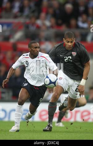 JERMAIN DEFOE ENGLAND & PORTSMOUTH FC WEMBLEY STADIUM LONDON ENGLAND 28 ...