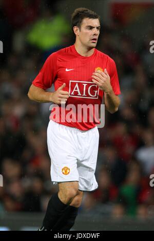DARRON GIBSON MANCHESTER UNITED FC OLD TRAFFORD MANCHESTER ENGLAND 06 ...
